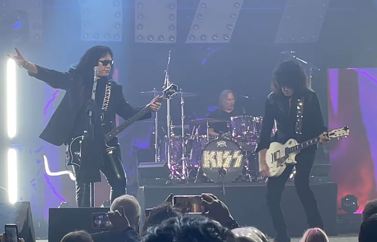 Watch KISS Deliver a High-Energy Las Vegas Performance — Video and ...